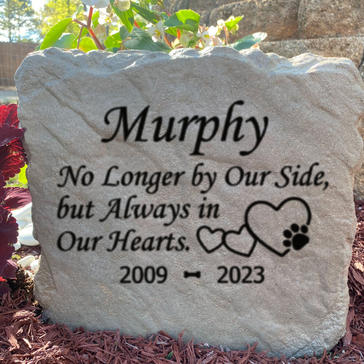 Pet Memorial Stone | Pet Yard Rock | Personalized Pet Memorial Garden ...
